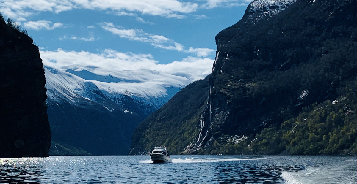An 8 hour long fjord adventure - eMobility Geiranger